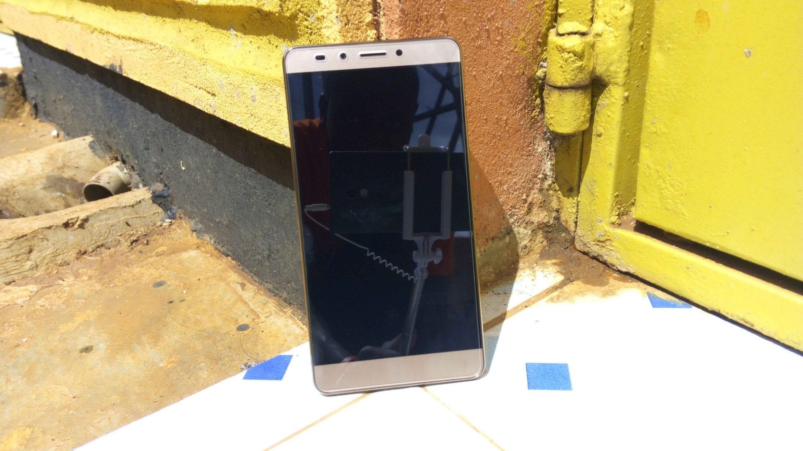 Unboxing the New Infinix Note 3 X601 & First Impressions - Techish Kenya